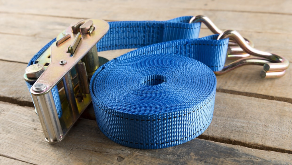 Why Use Compliant Lashing Straps For Your Vendors?
